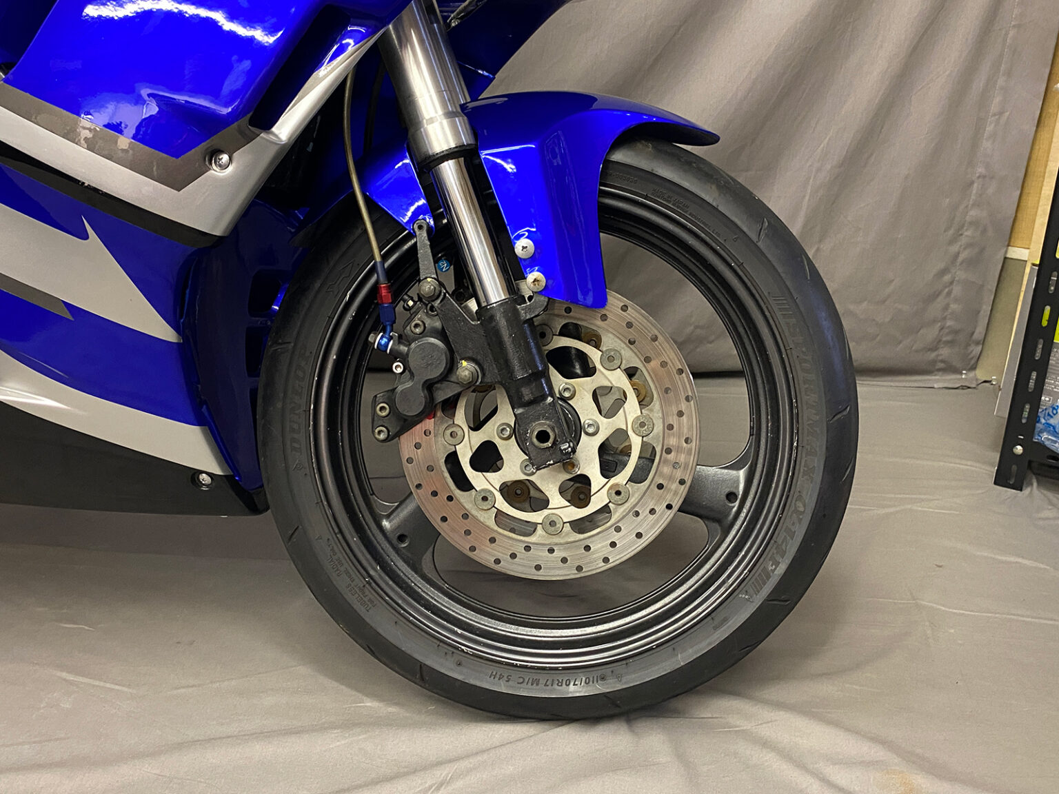 TZR250R（3XV）フロントフォークOH編 - ハツミモータース｜中古バイクと部品の買取と販売、サンドブラストによる錆除去、下地処理